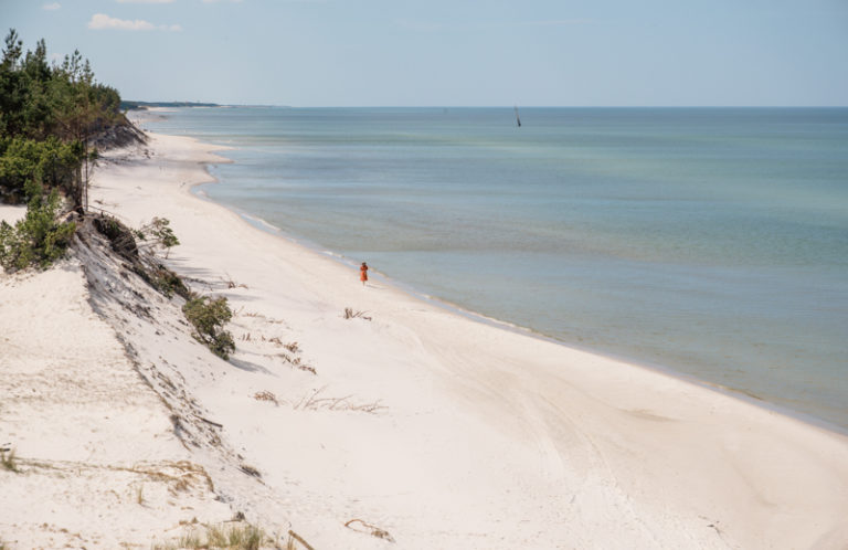 Plaża Stilo i Latarnia Morska. Jedno z najładniejszych miejsc nad Bałtykiem